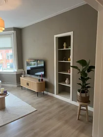 Private room at Oude Ebbingestraat, Groningen | Erasmus Play